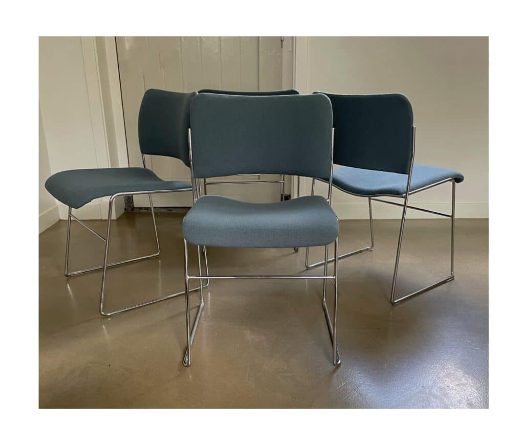 set of 4 (6 pcs available) "40/4" chairs designed by David Rowland for ...
